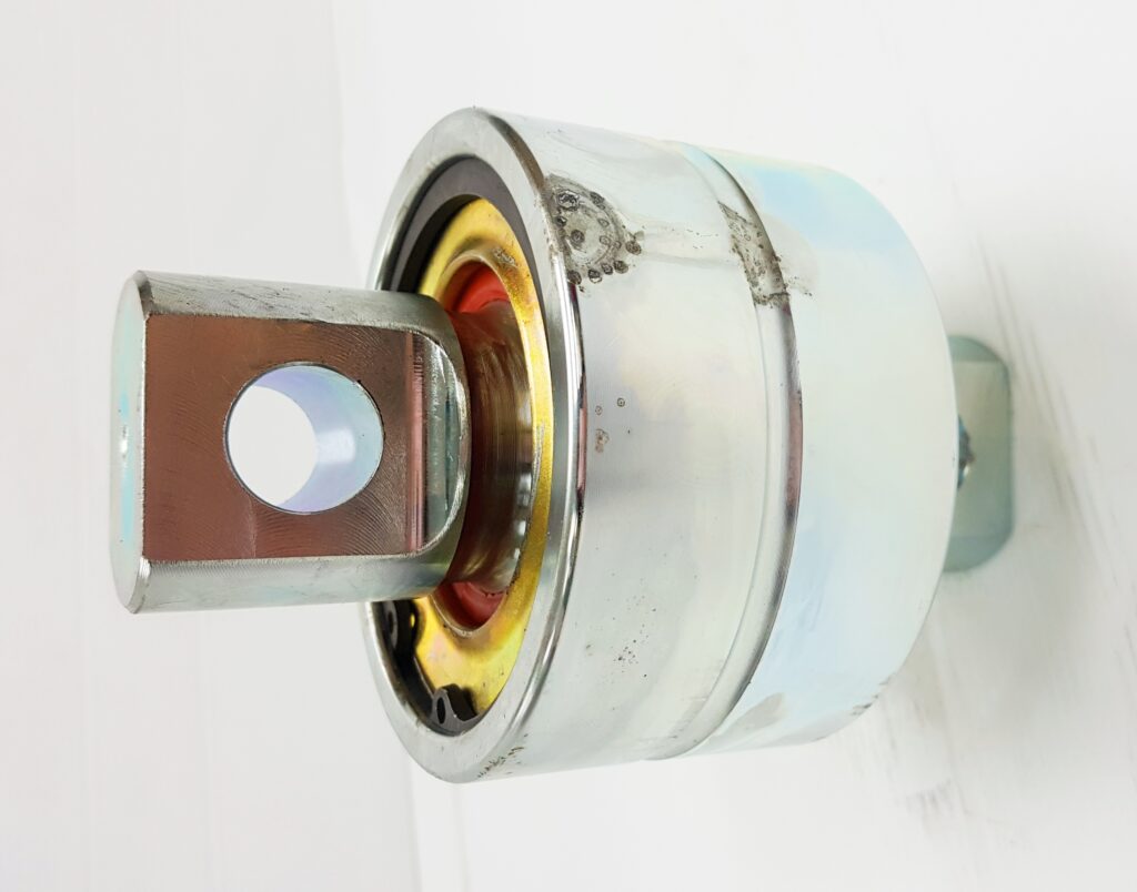 Straddle Mount Assembly to suit Kenworth — Australian Truck and Trailer ...